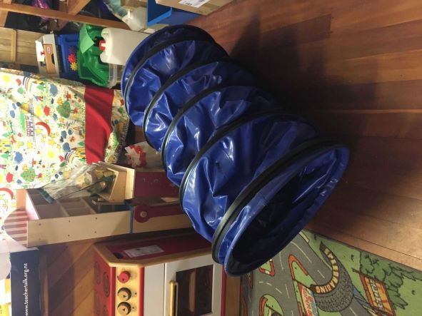 Collapsible Crawling Tunnel